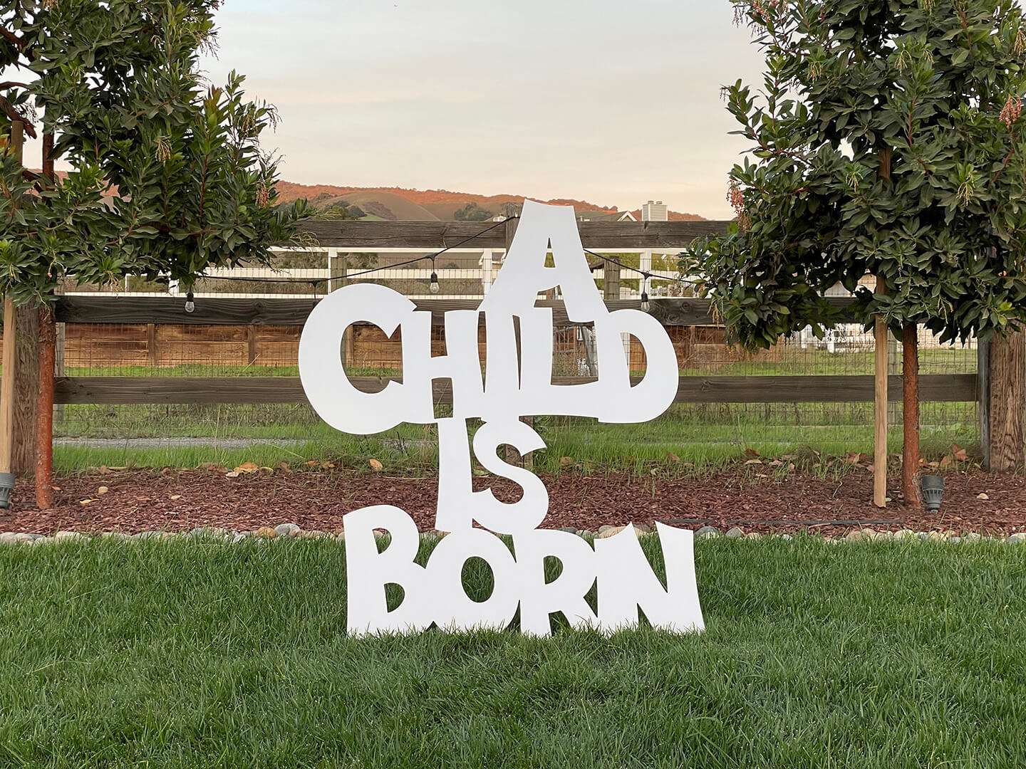 LifeSize Outdoor Nativity Message "A Child is Born" | MyNativity